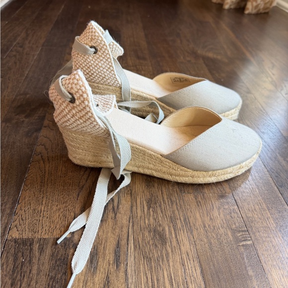 Soludos | Shoes | Soludos Beige Espadrille Wedge Sandals | Poshmark
